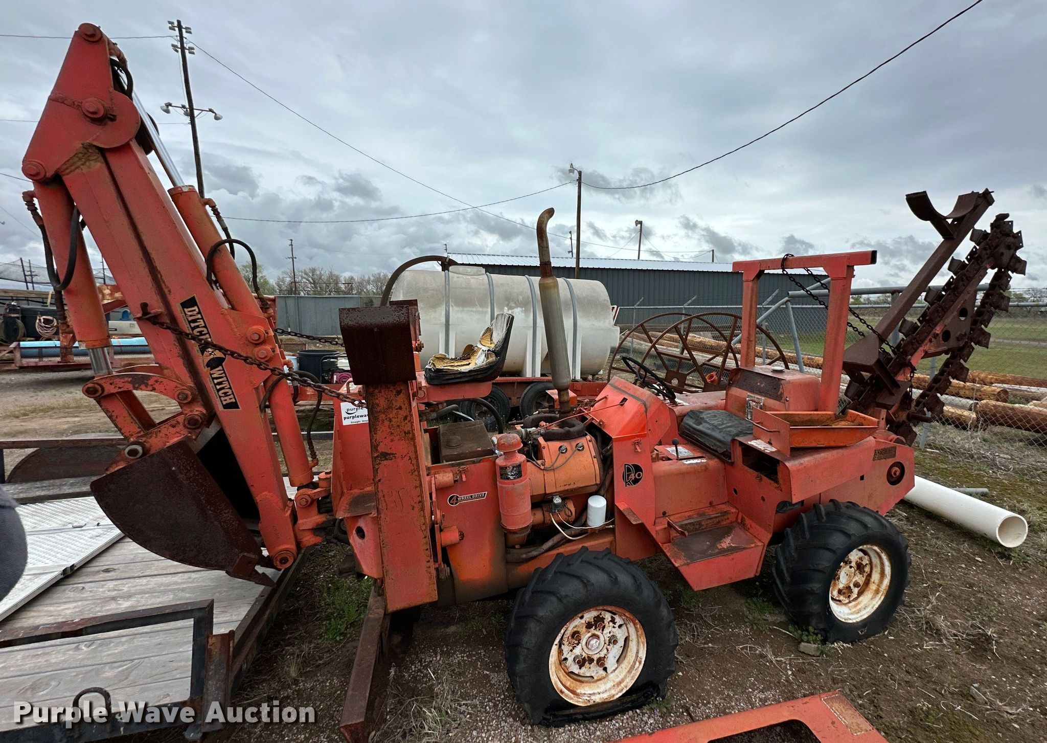 Ditch Witch R40 trencher in Mangum, OK | Item DG4312 sold | Purple Wave