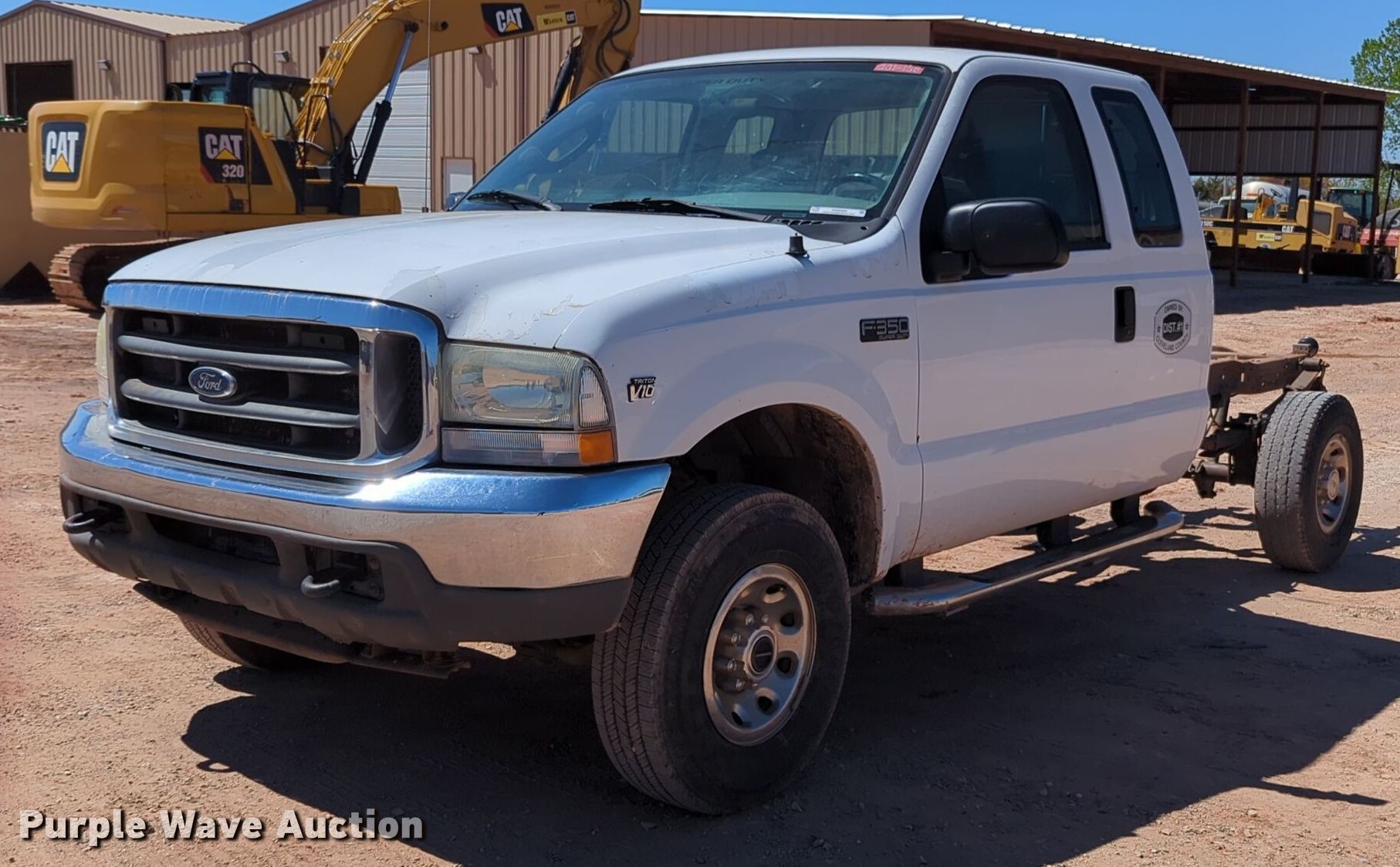 2004 Ford F350 Super Duty SuperCab pickup truck cab and chassis in ...