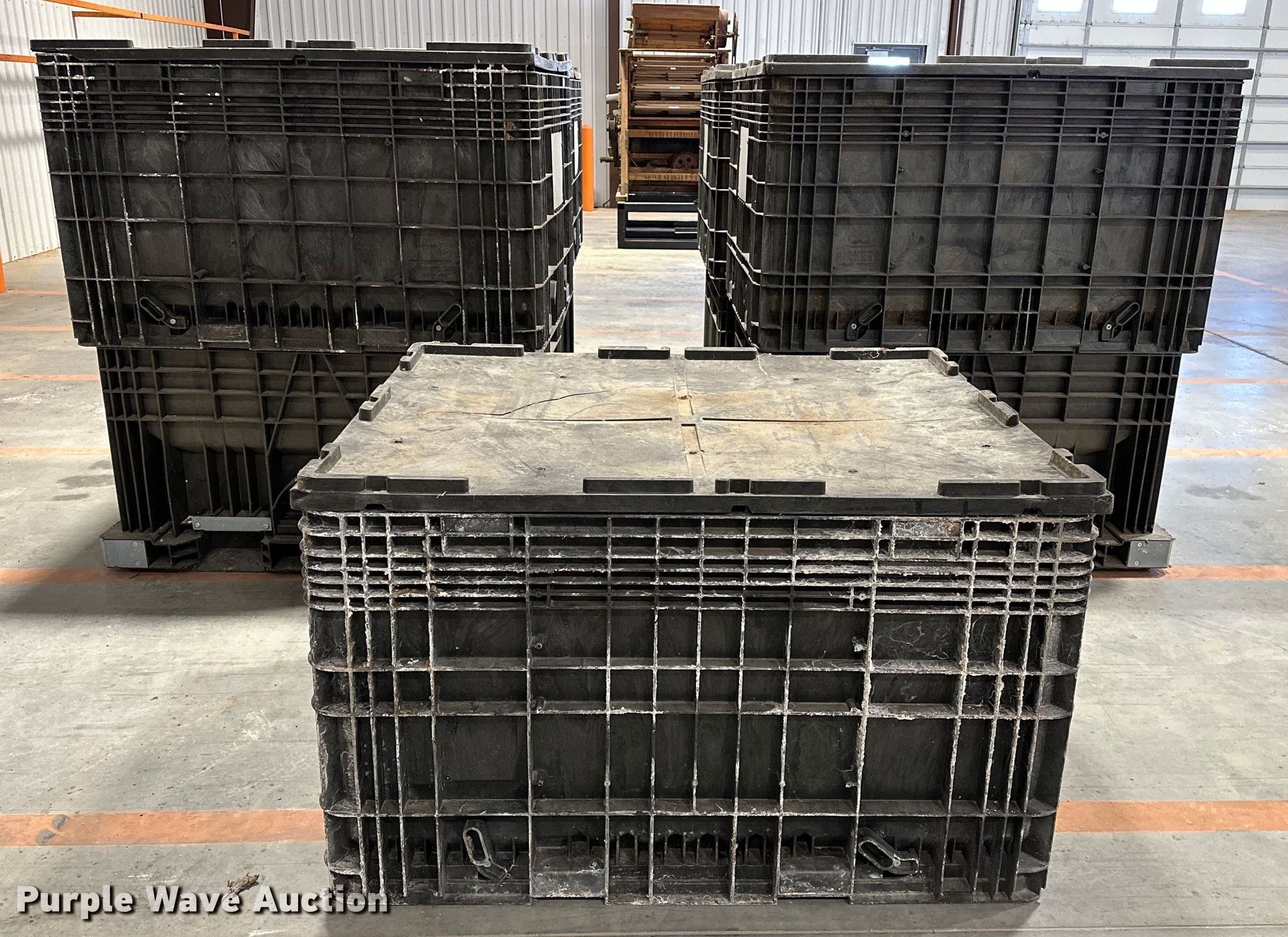 (4) Buckhorn CenterFlow bulk seed boxes in Stillwater, OK | Item OM9942 ...