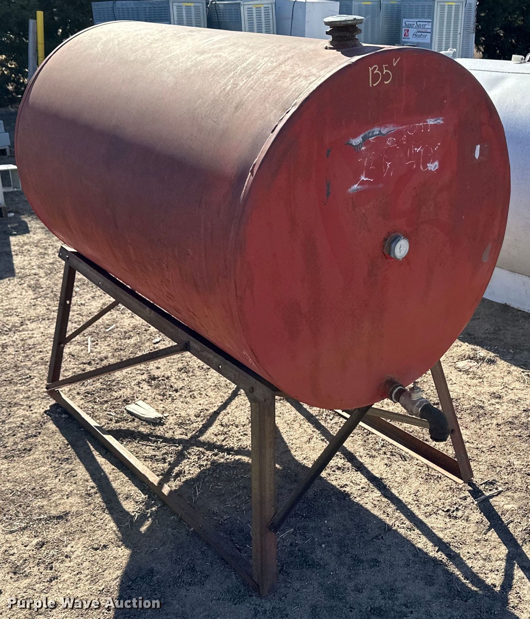 (2) fuel tanks in Sublette, KS | Item OI9364 sold | Purple Wave