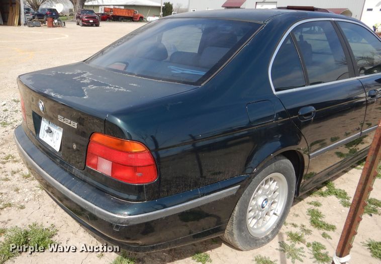 1997 BMW 528i in Manhattan, KS | Item DQ4374 sold | Purple Wave