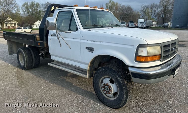 1997 Ford F350 XL flatbed pickup truck in Montgomery City, MO | Item ...