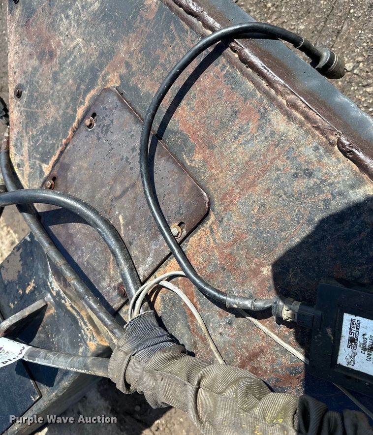 Labounty MSD 7R skid steer shear in Mora, MN | Item DQ0746 sold ...