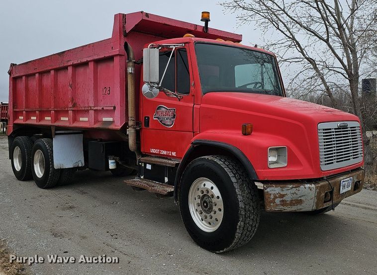 1999 Freightliner FL80 dump truck in Lincoln, NE | Item DQ8639 for sale ...