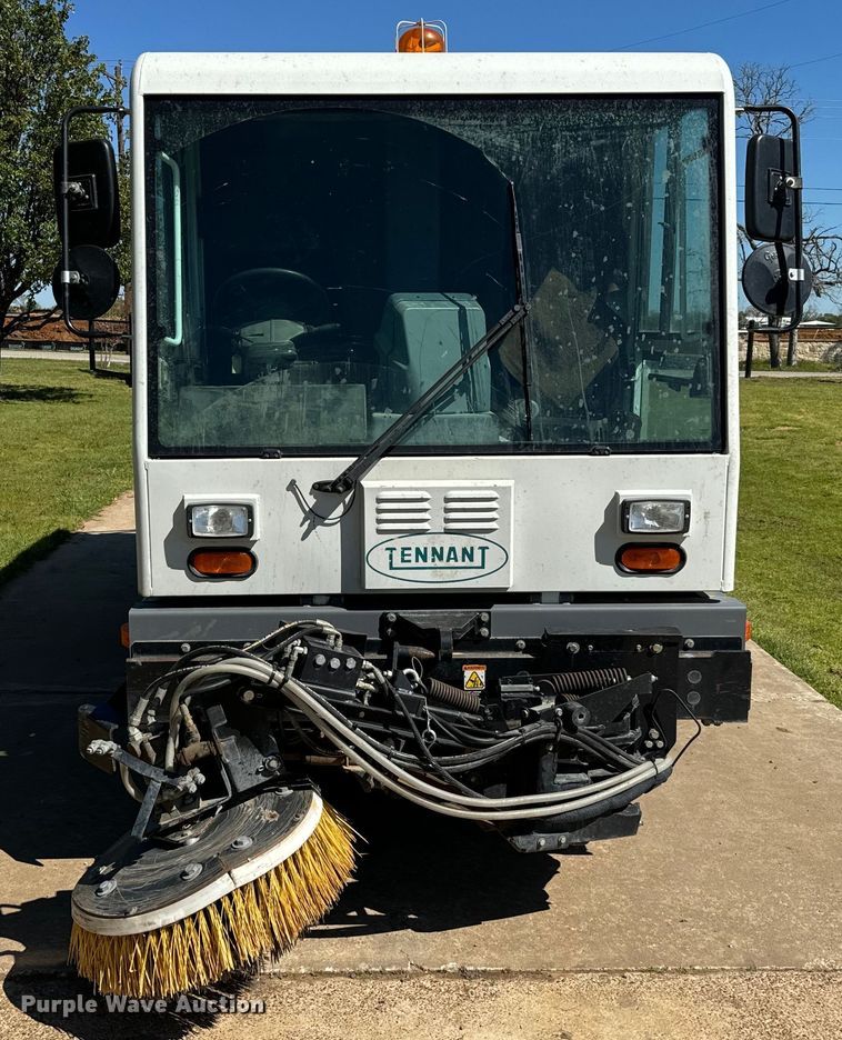 Tennant Sentinel street sweeper in Pilot Point, TX | Item EJ0455 sold ...