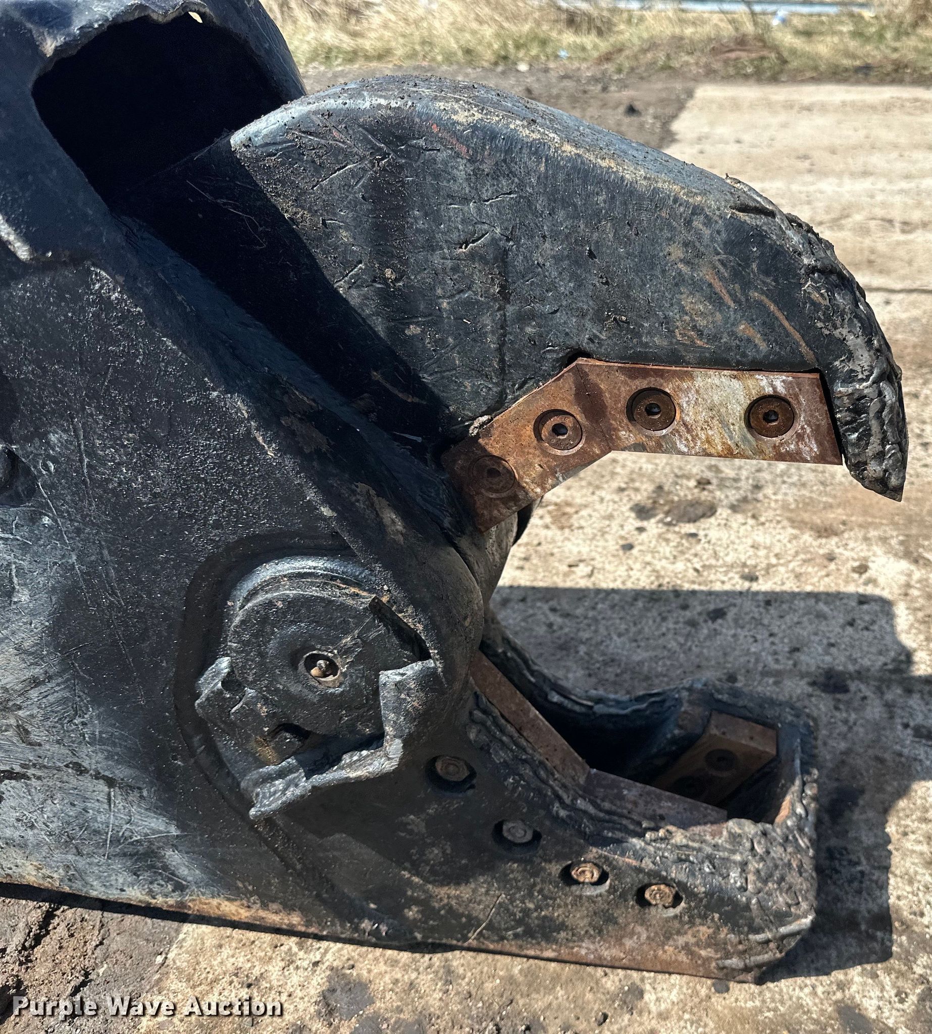 Labounty MSD 7R skid steer shear in Mora, MN | Item DQ0746 sold ...