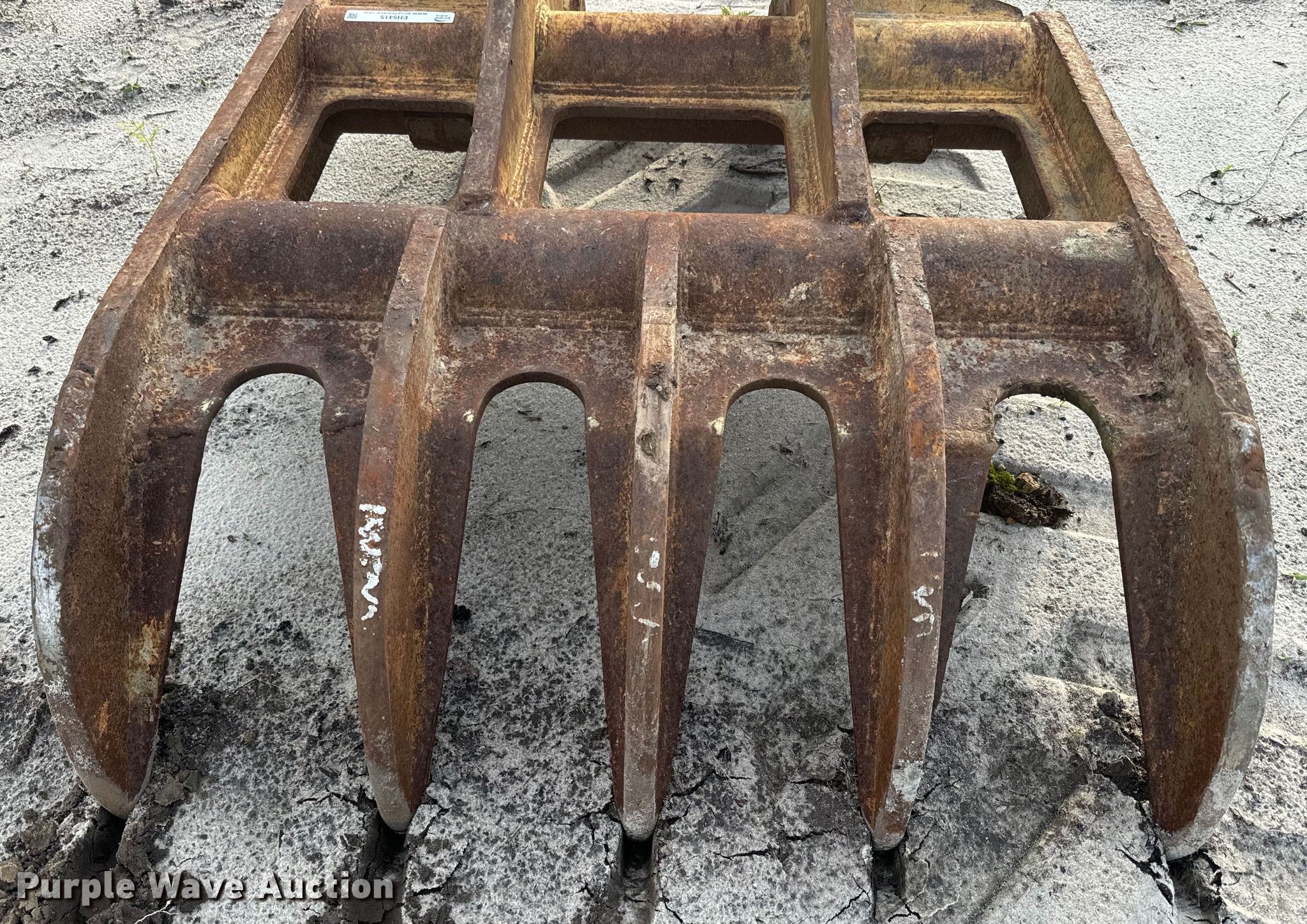 Tag excavator root rake in Lee, FL | Item EH5415 for sale | Purple Wave