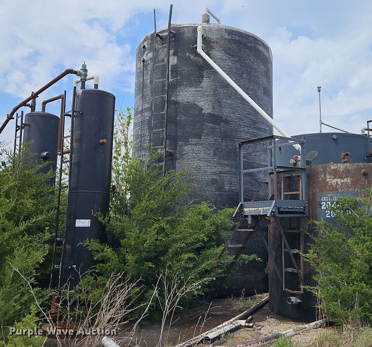 Oilfield equipment in Burlington, KS | Item DR8587 for sale | Purple Wave