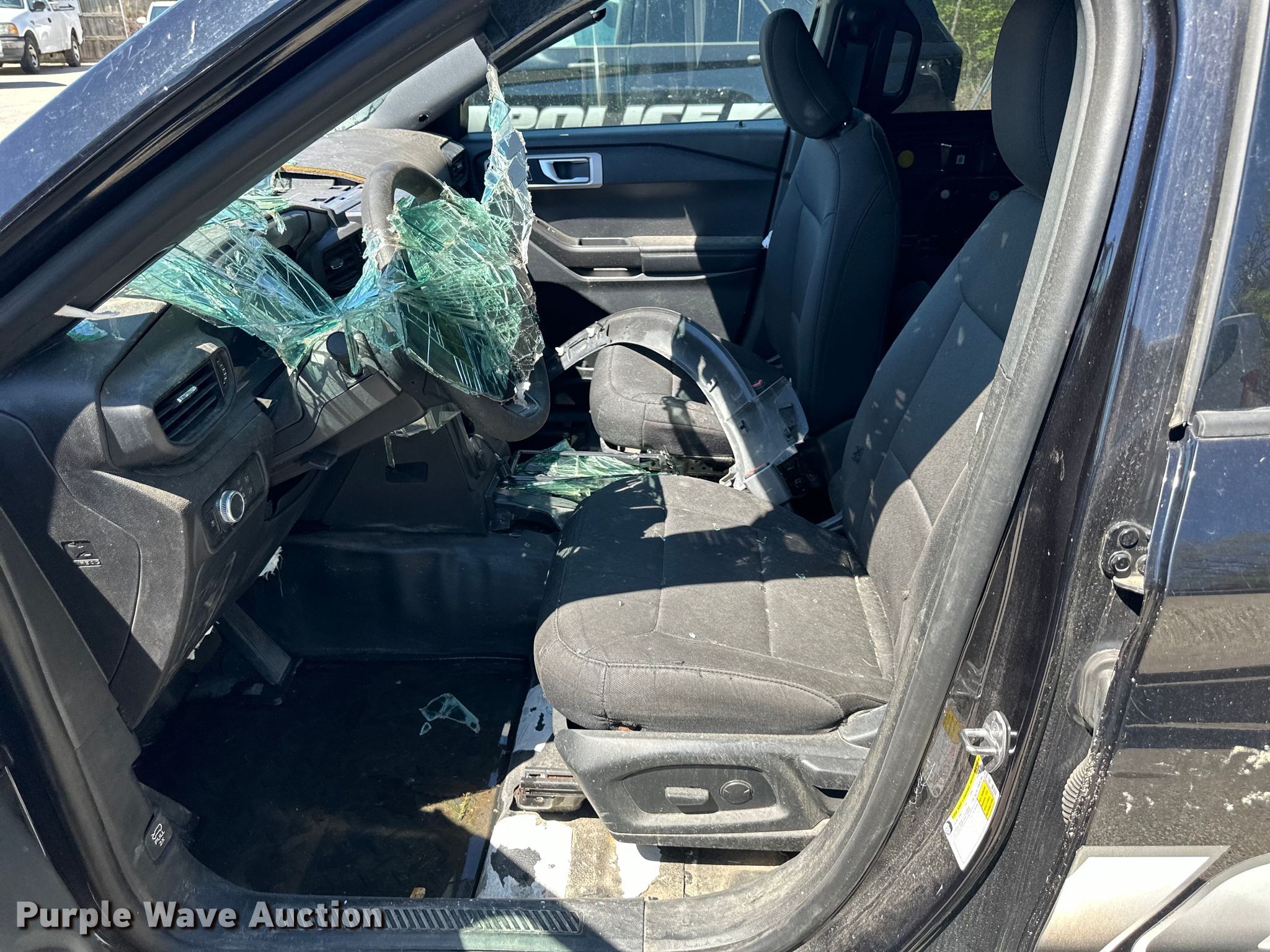 2021 Ford Explorer SUV in Independence, MO | Item DP1371 sold | Purple Wave