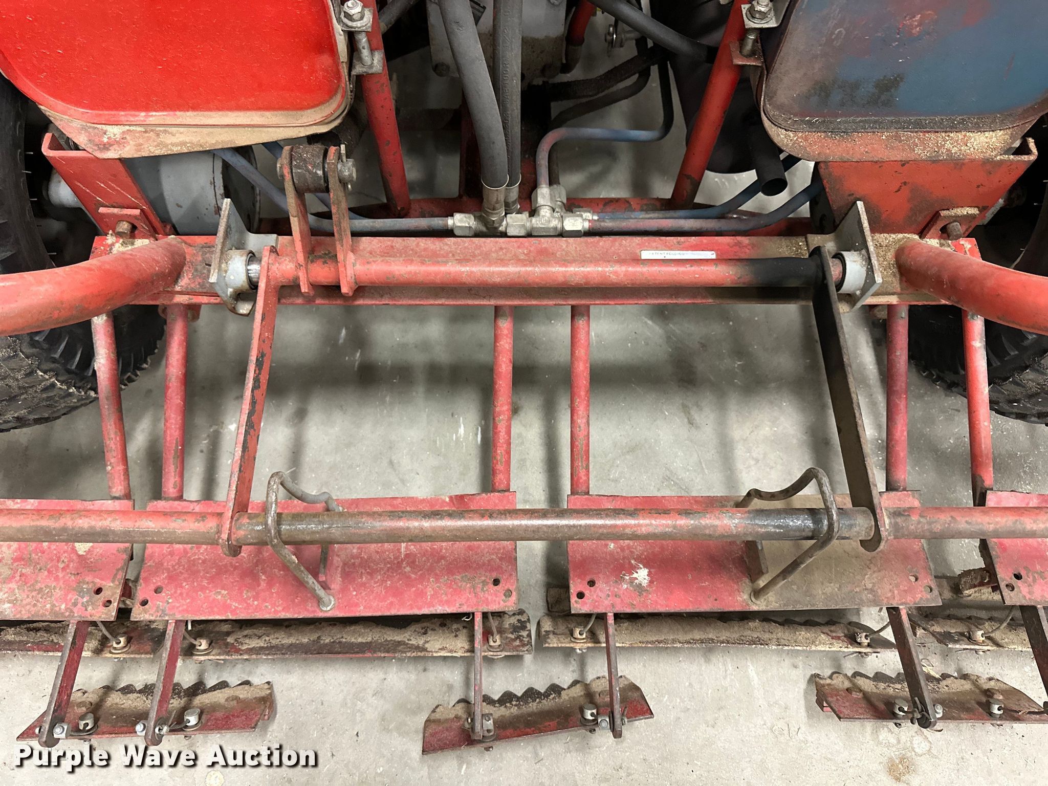 1974 Toro bunker rake in Russell, KS | Item OE9096 sold | Purple Wave