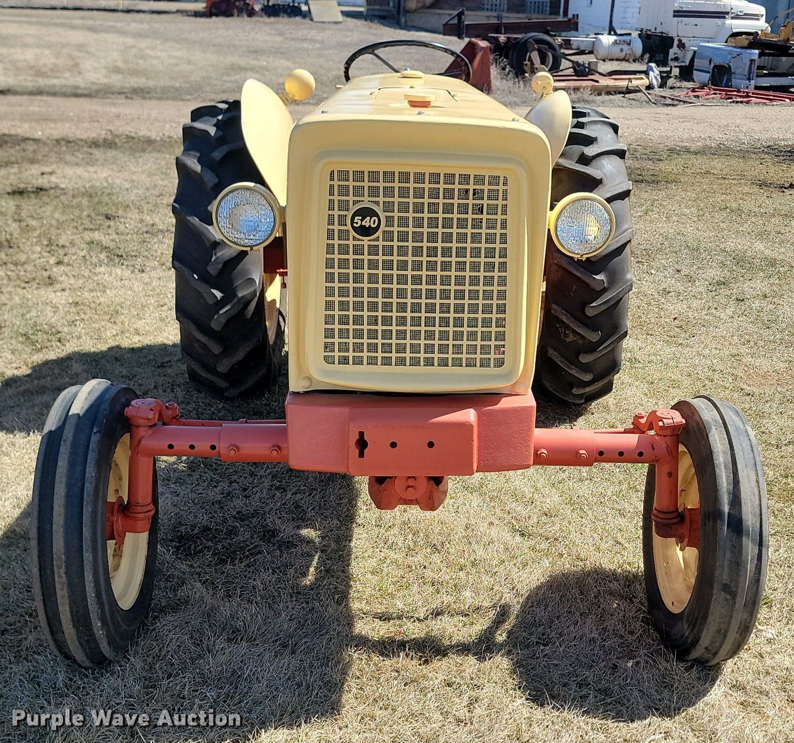 Cockshutt 540 tractor in Hosmer, SD | Item DP5667 for sale | Purple Wave