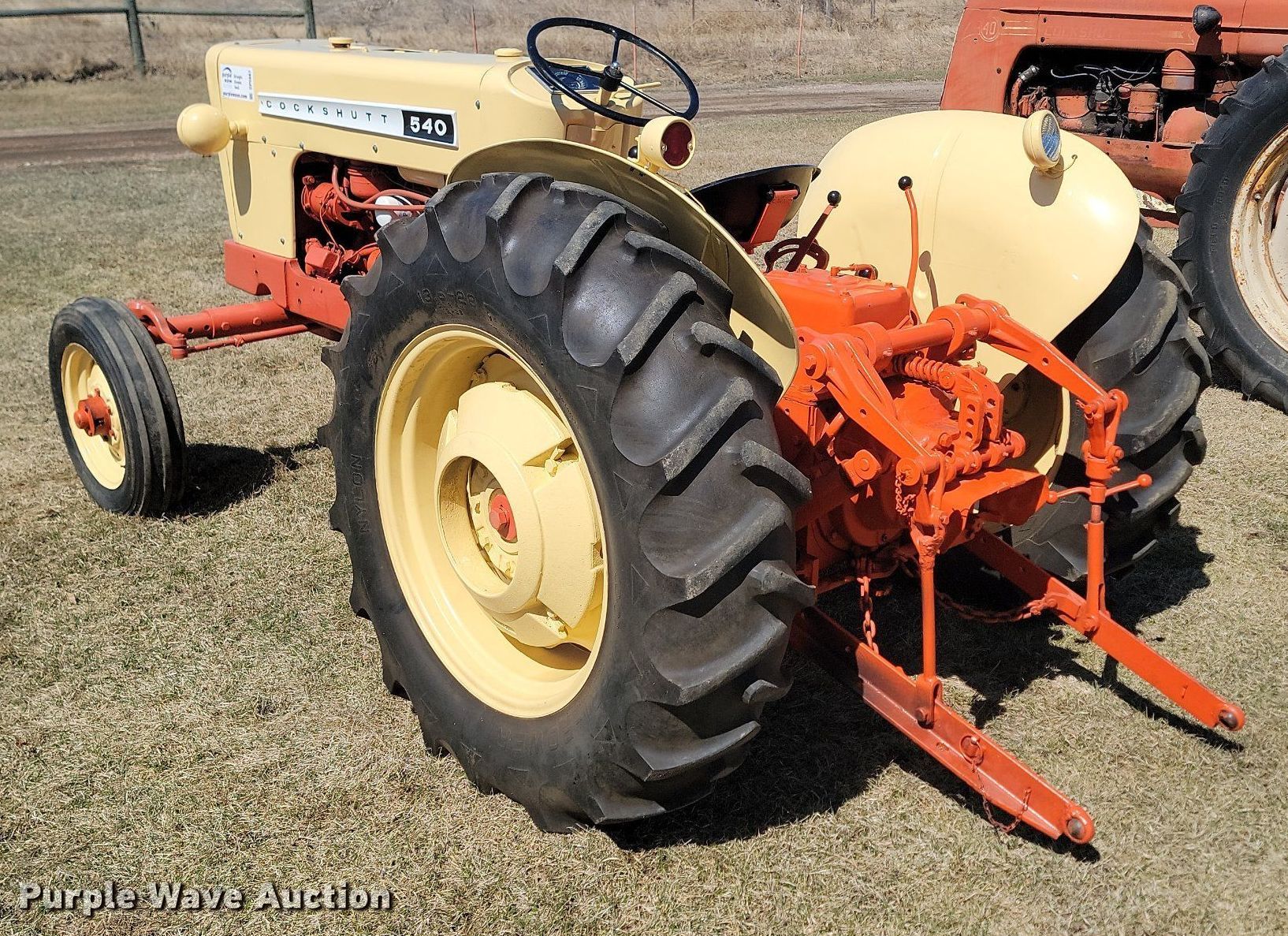 Cockshutt 540 tractor in Hosmer, SD | Item DP5667 sold | Purple Wave