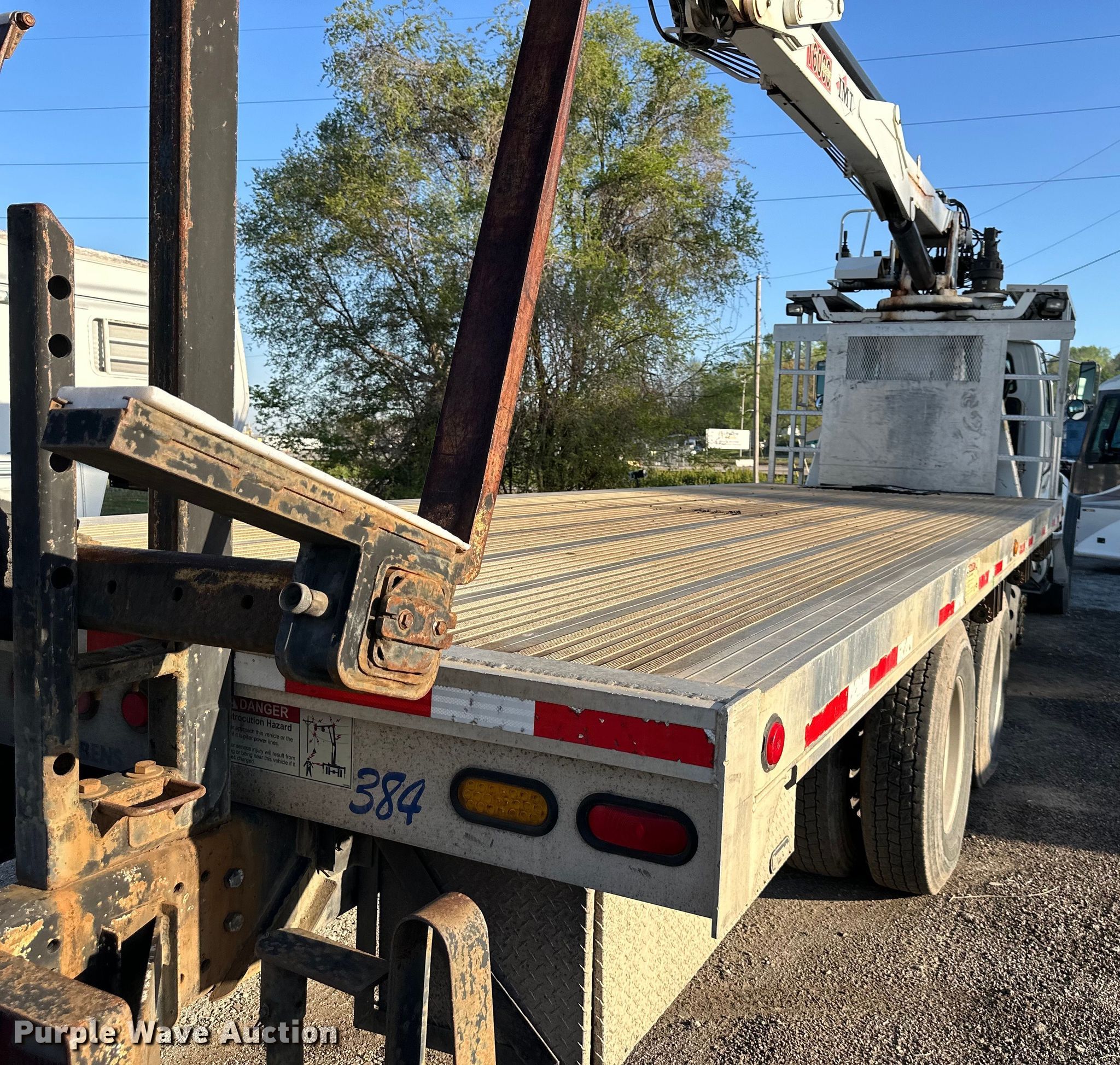 2006 Benson AF246102 flatbed in Saint Joseph, MO | Item NT9142 sold ...