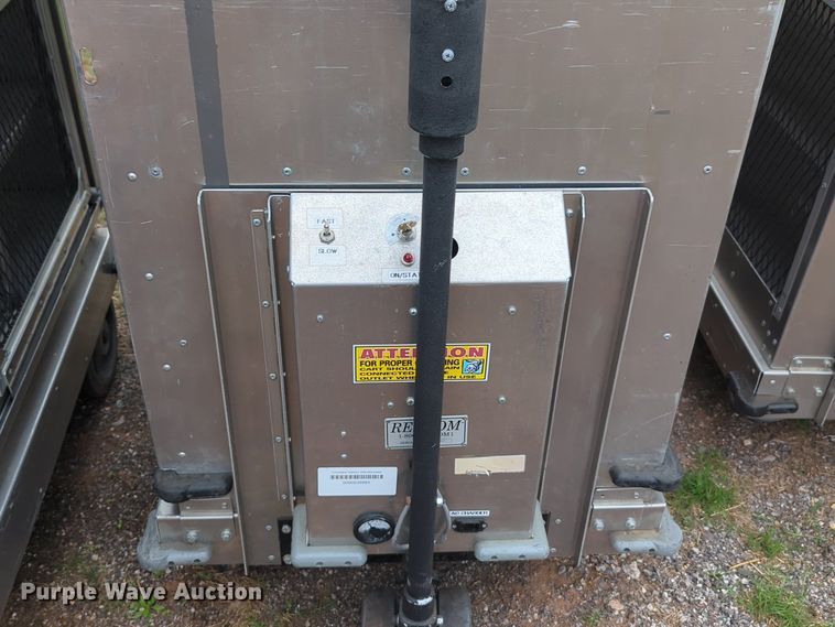 (9) Reldom carts in Oklahoma City, OK | Item NZ9602 sold | Purple Wave