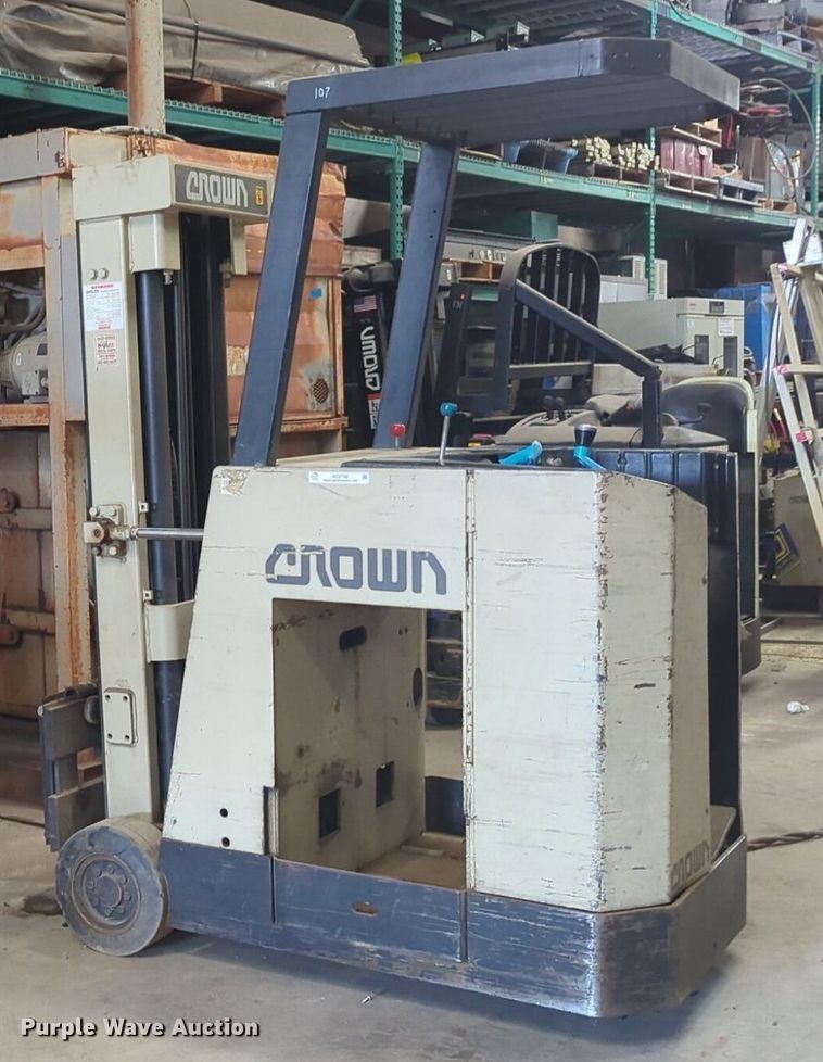 Crown 30RCTT order picker in Oklahoma City, OK | Item NZ9708 for sale ...