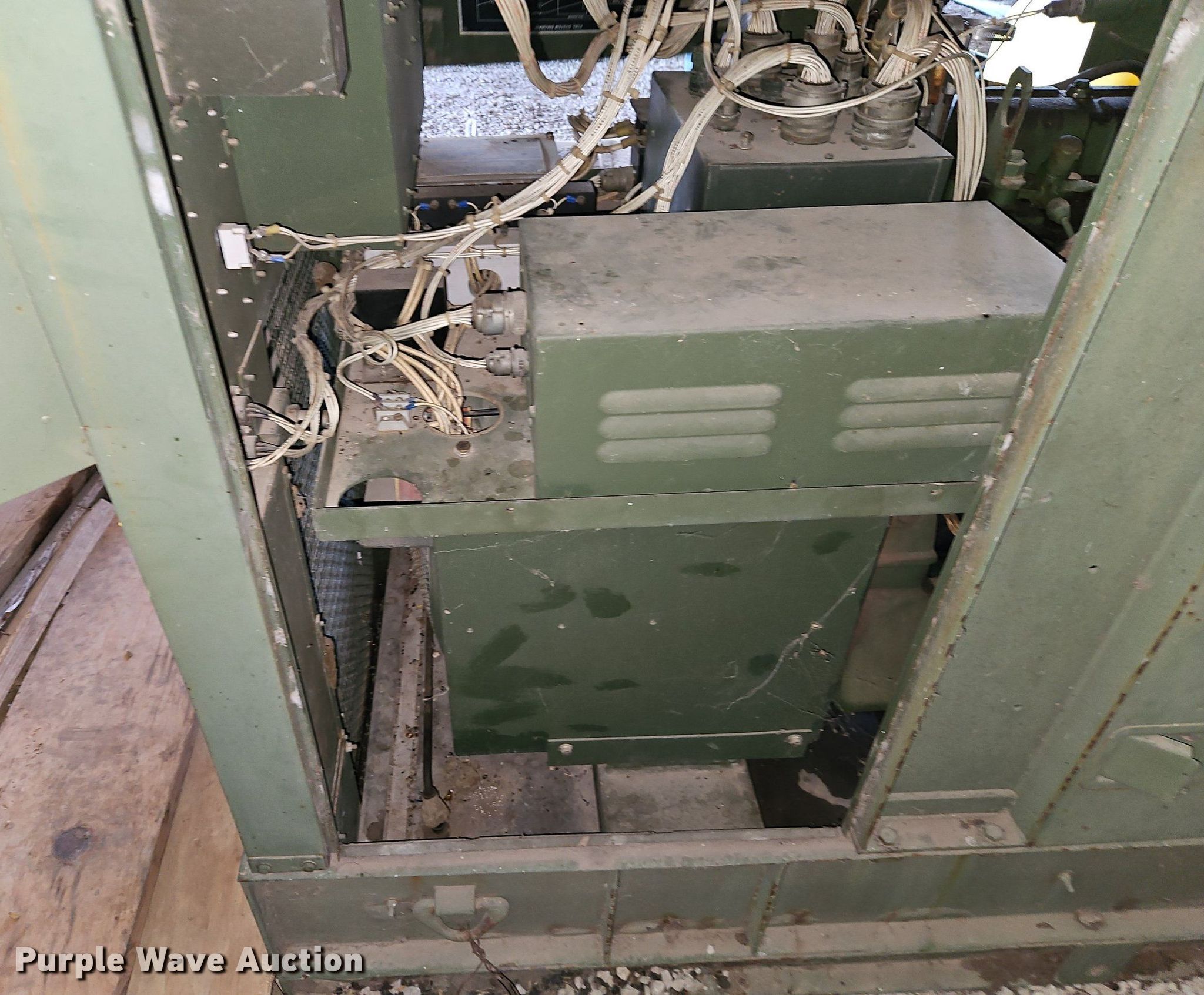 1986 John R. Hollingsworth Co. MEP-005A generator in Fort Scott, KS ...