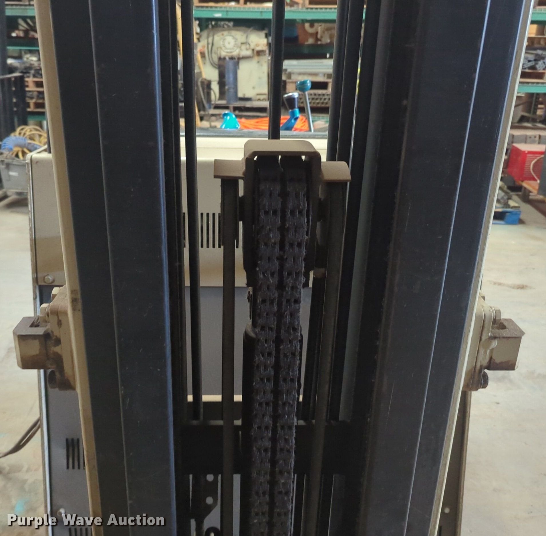Crown 30RCTT order picker in Oklahoma City, OK | Item NZ9708 for sale ...