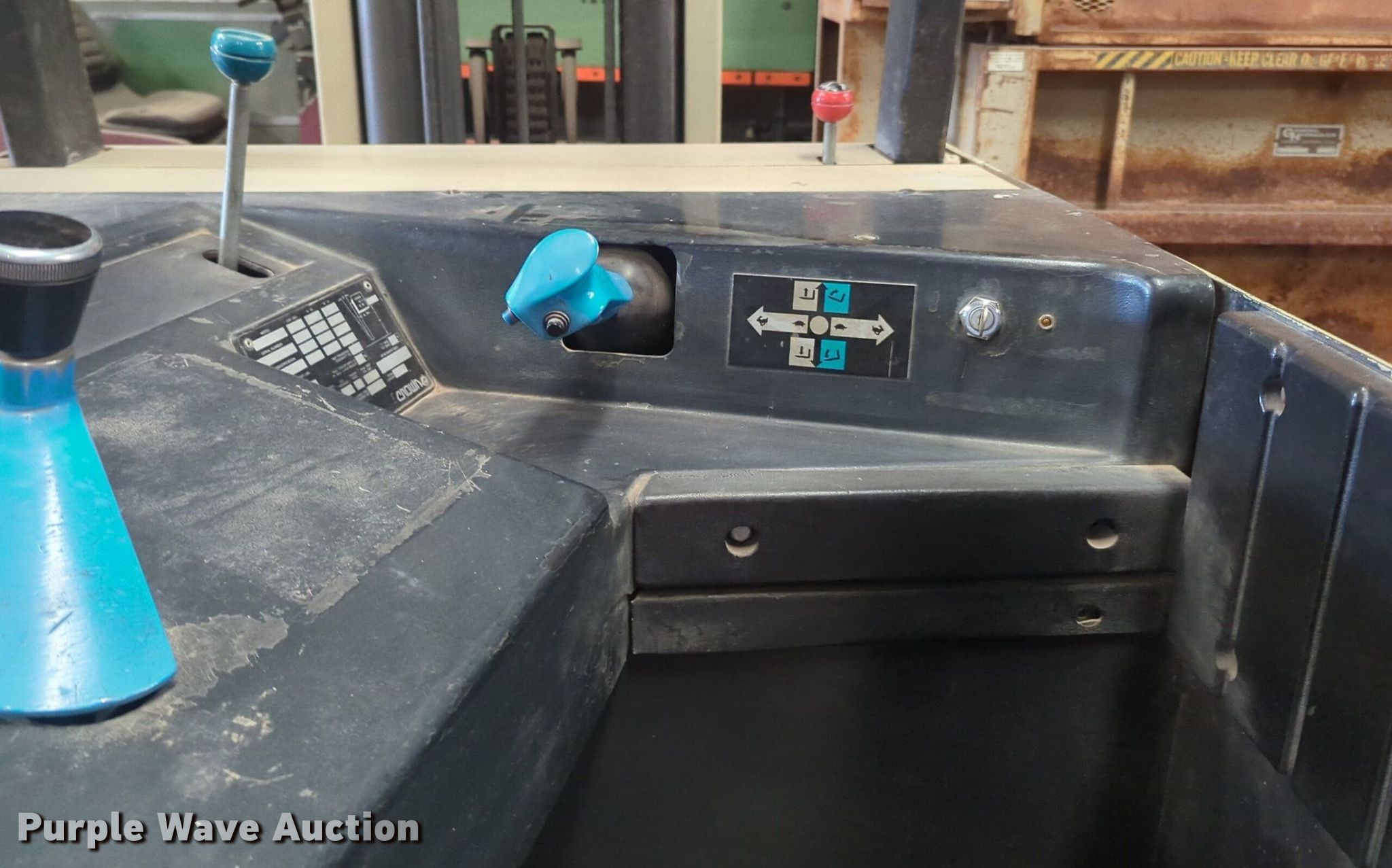 Crown 30RCTT order picker in Oklahoma City, OK | Item NZ9708 for sale ...