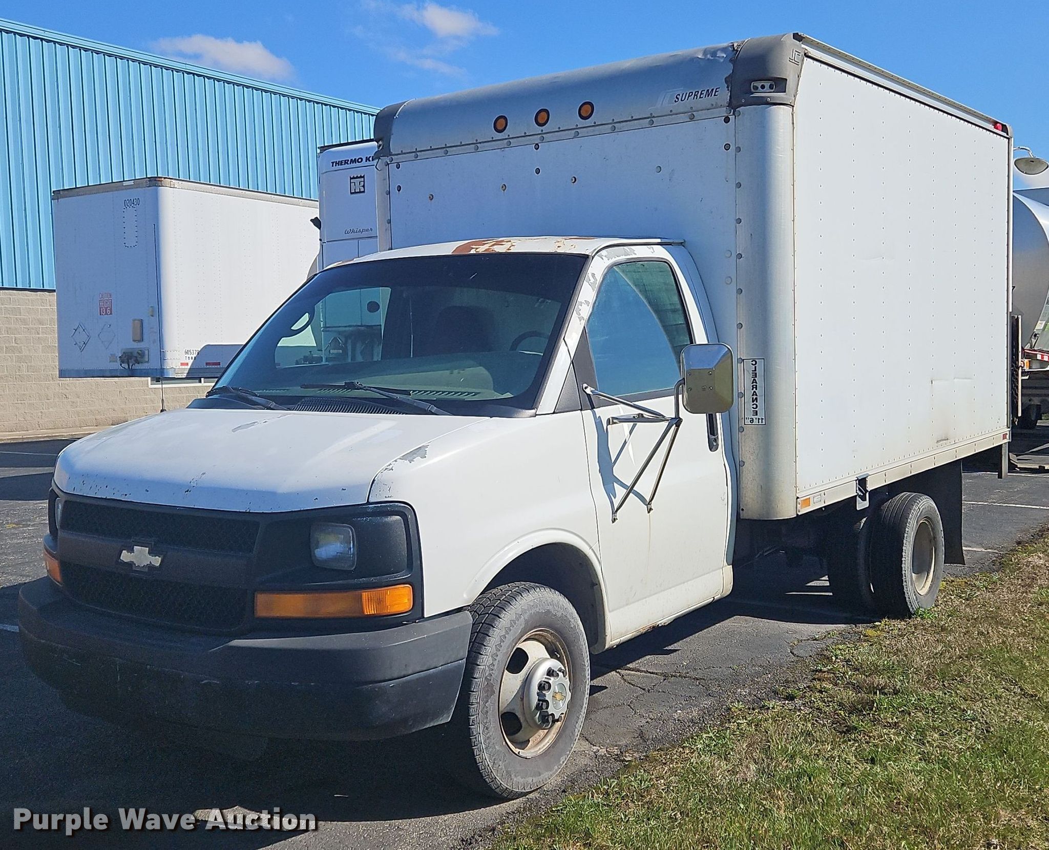 2004 Chevrolet Express 3500 box truck in Indianapolis, IN | Item OK9851 ...