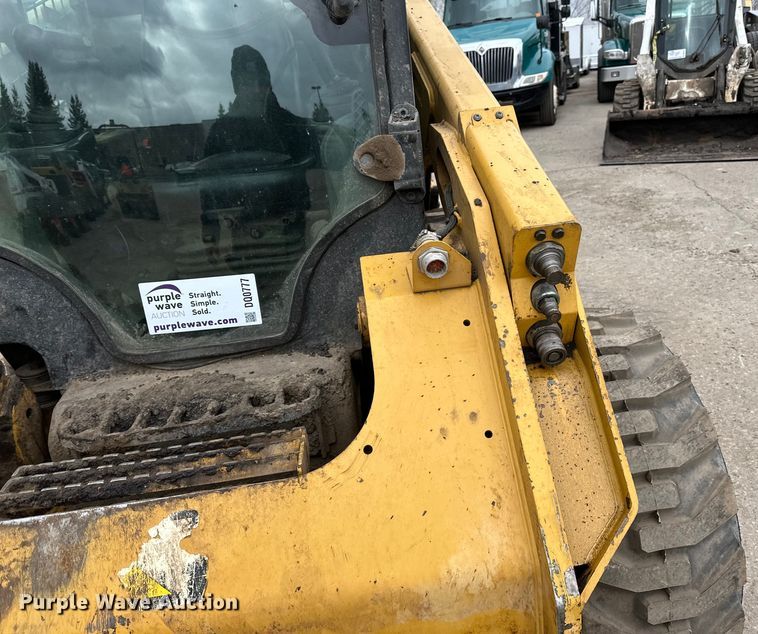 2018 Caterpillar 246D skid steer loader in Mendota Heights, MN | Item ...