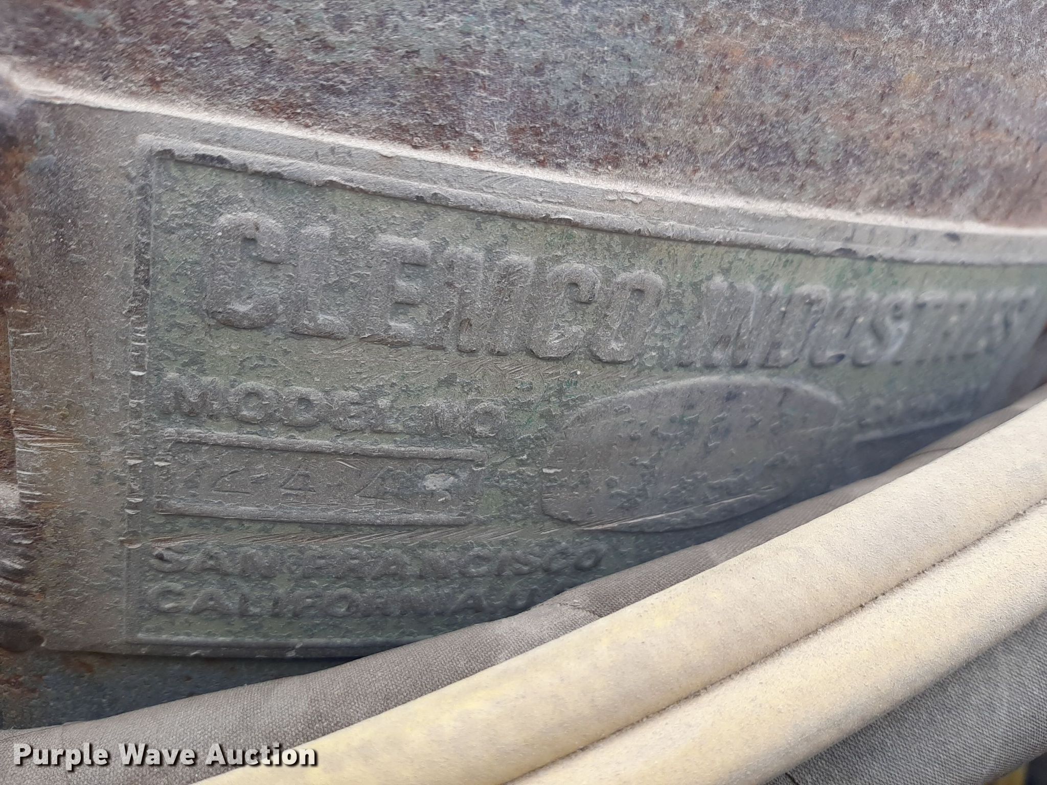 1983 Clemco blasting pot in Wichita, KS | Item DV9978 sold | Purple Wave