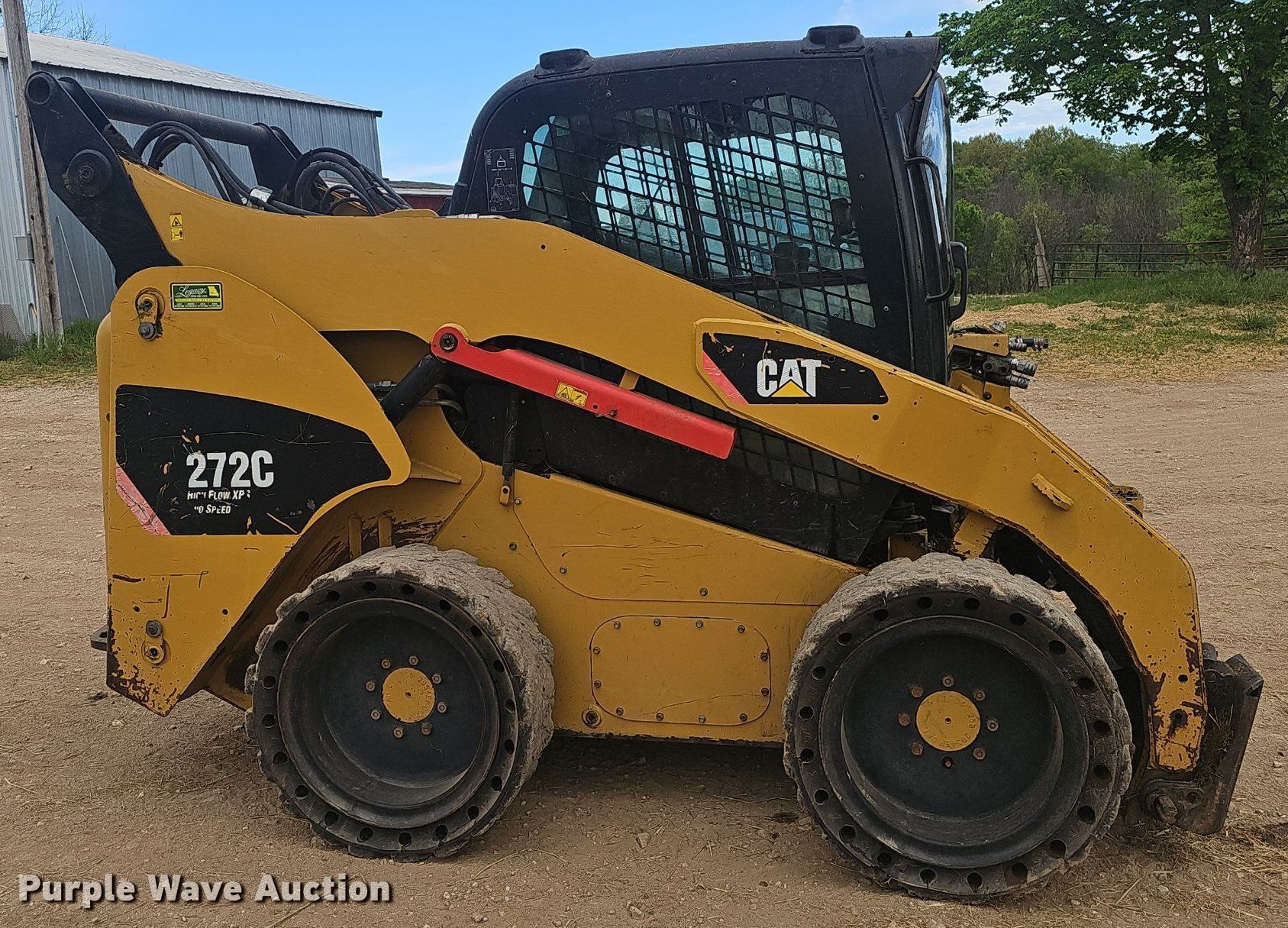 2011 Caterpillar 272C skid steer loader in Clever, MO | Item EJ6332 for ...