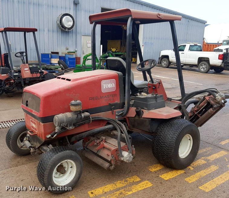 Toro Reelmaster 5500D reel mower in Haysville, KS | Item DQ7041 for sale | Purple Wave