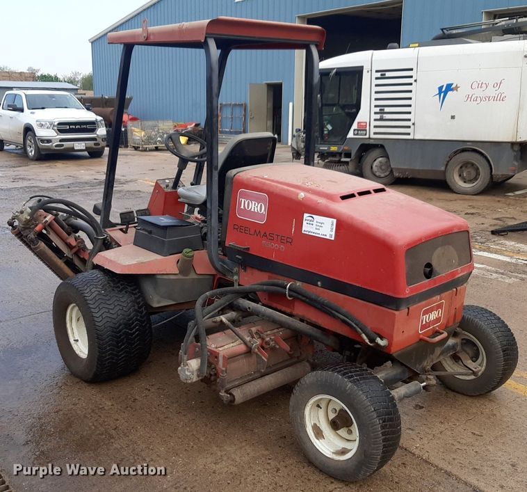 Toro Reelmaster 5500D reel mower in Haysville, KS | Item DQ7041 for sale | Purple Wave