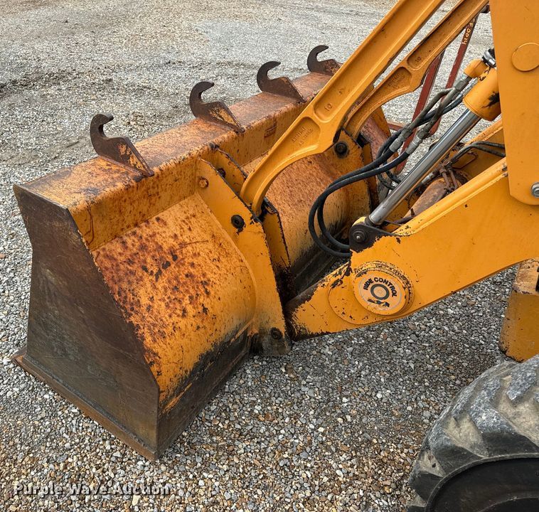 Case 590 Super M Series 2 backhoe in New Bloomfield, MO | Item EH6737 ...