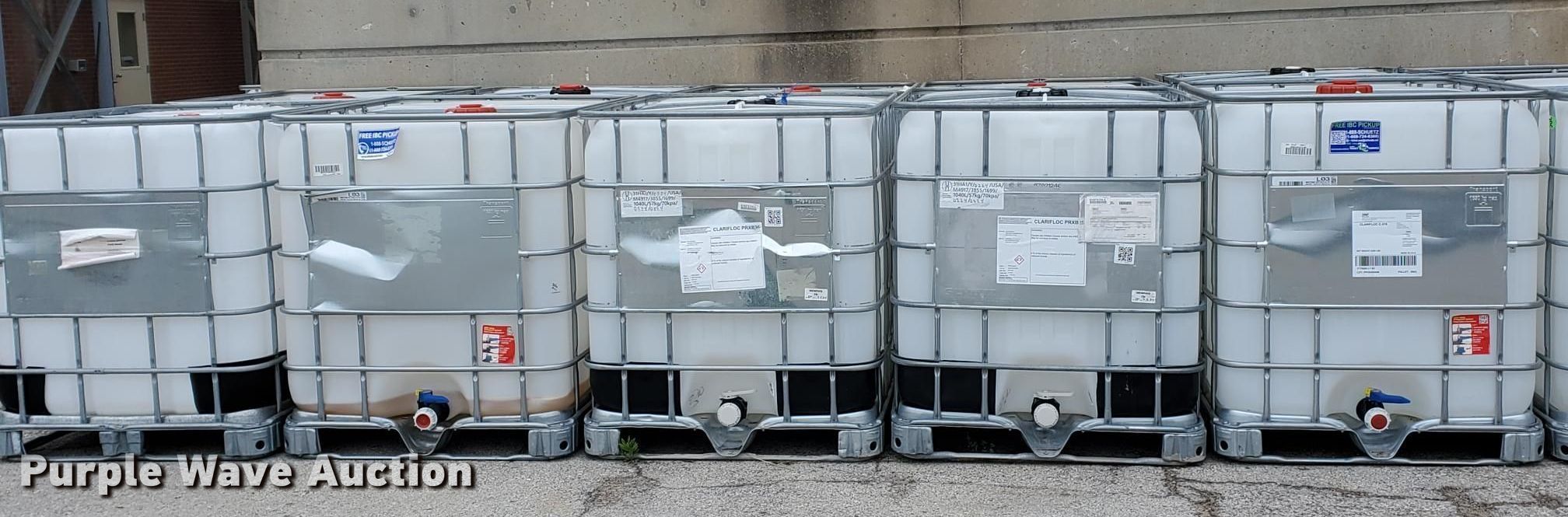 (10) poly totes in Lawrence, KS | Item EK5842 sold | Purple Wave