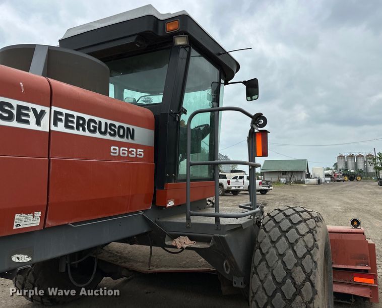 2009 Massey Ferguson 9635 swather / windrower in Spiro, OK | Item NR9772 sold | Purple Wave