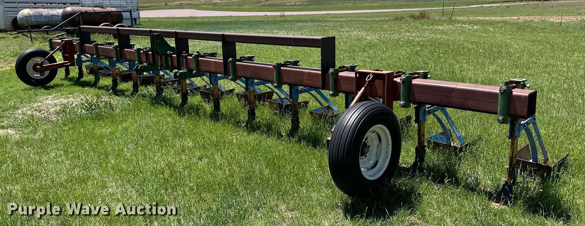 Row crop cultivator in Claude, TX | Item DK6558 sold | Purple Wave