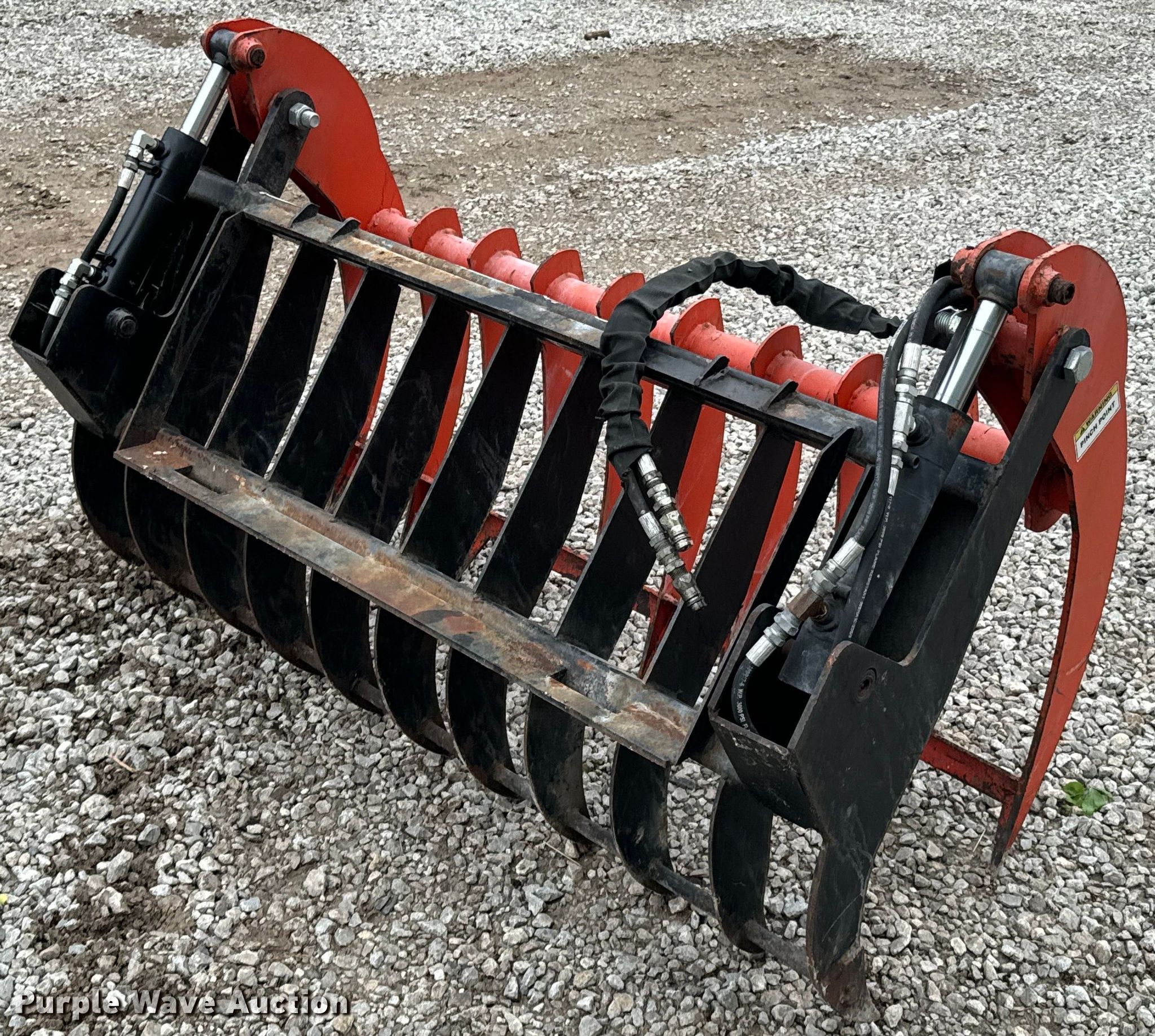 Armstrong Ag grapple bucket in Oologah, OK | Item ND9316 sold | Purple Wave