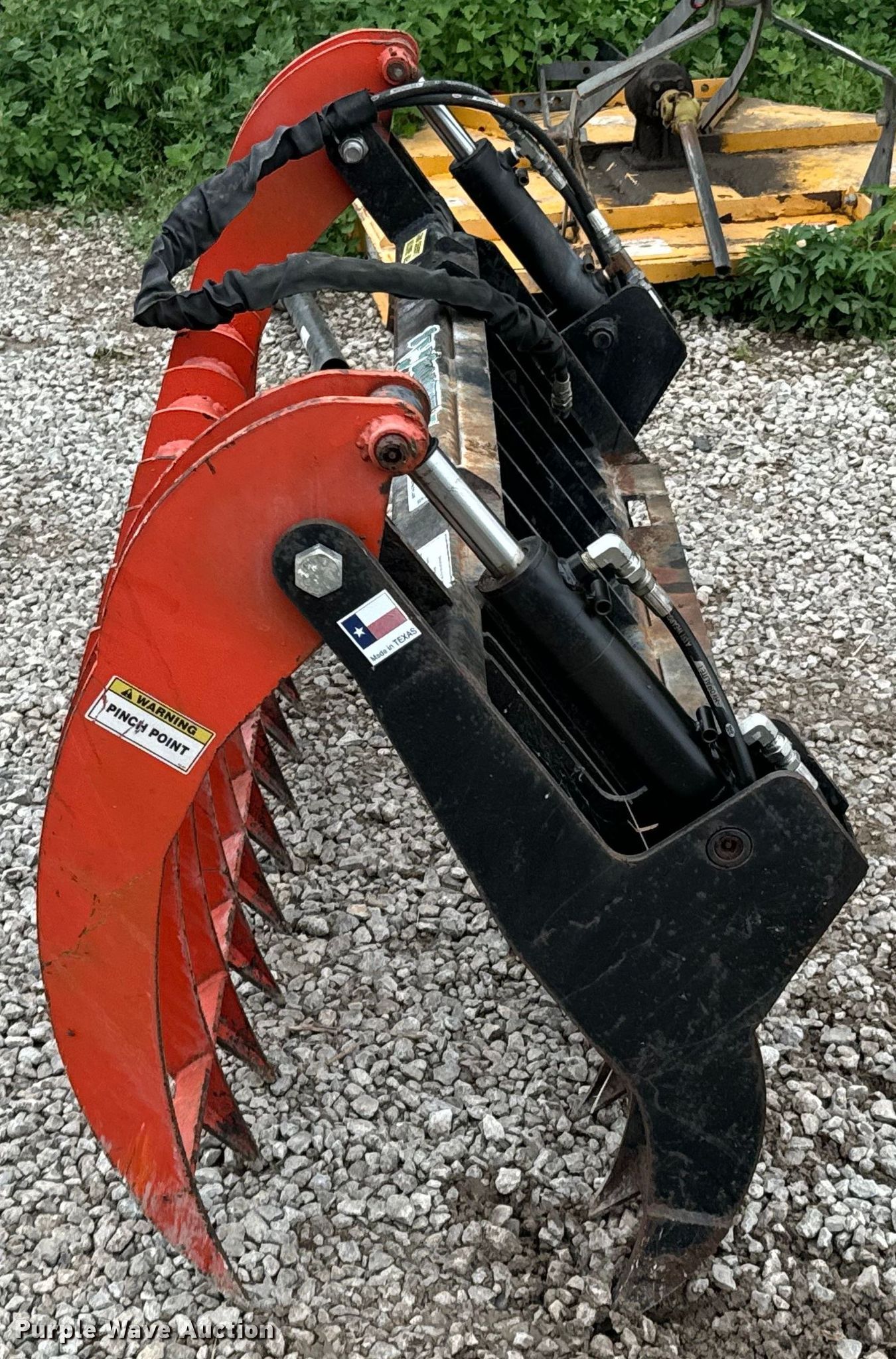 Armstrong Ag grapple bucket in Oologah, OK | Item ND9316 sold | Purple Wave