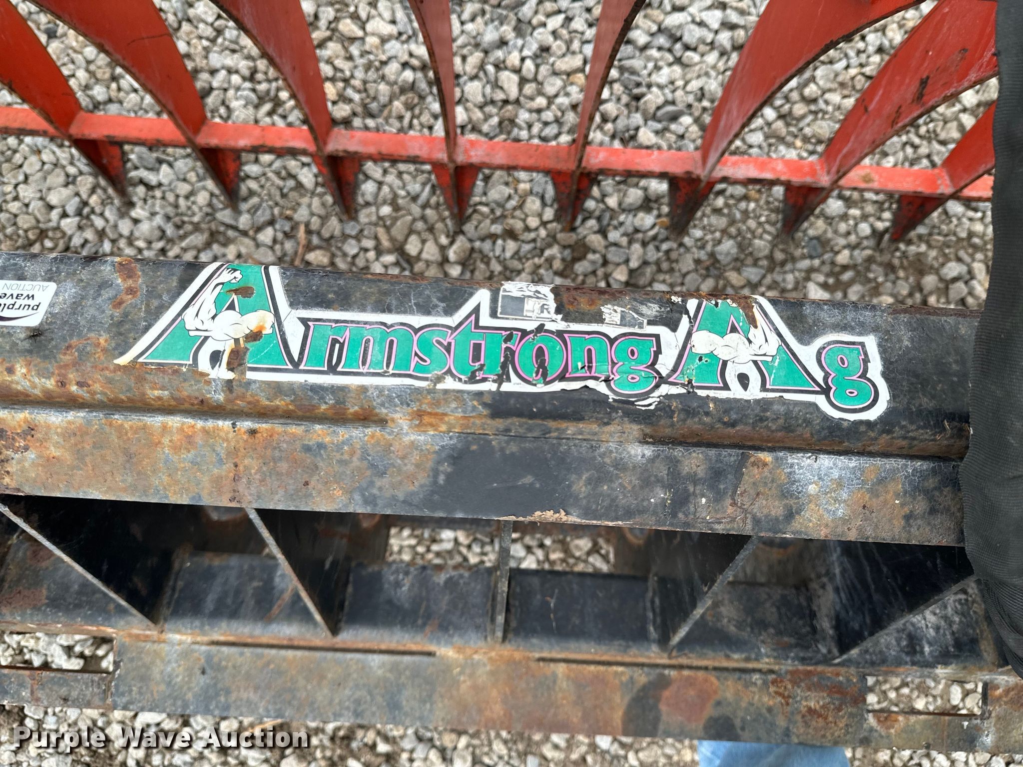 Armstrong Ag grapple bucket in Oologah, OK | Item ND9316 sold | Purple Wave