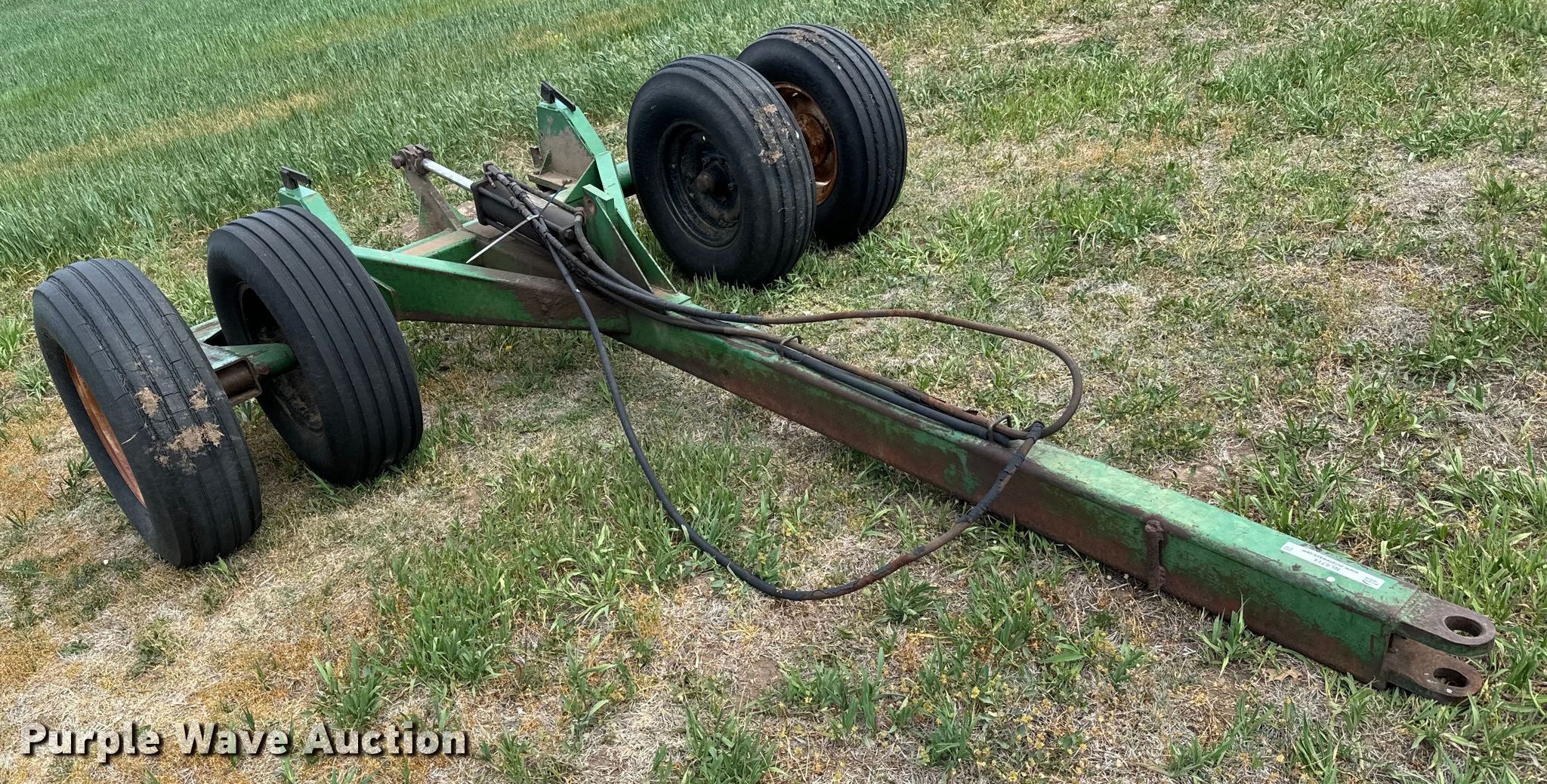 Implement dolly in Lyons, KS | Item NL9714 sold | Purple Wave