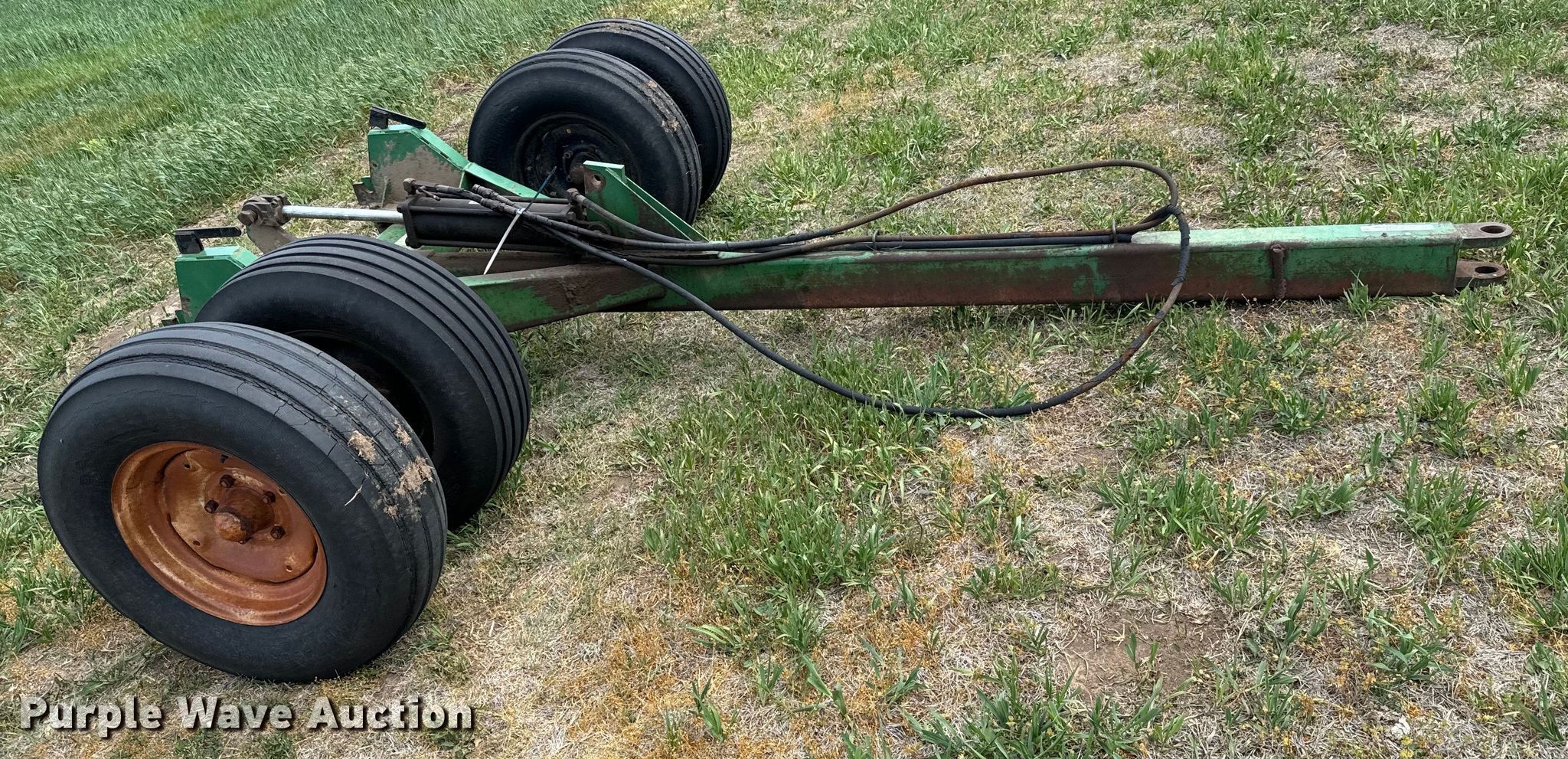 Implement dolly in Lyons, KS | Item NL9714 sold | Purple Wave