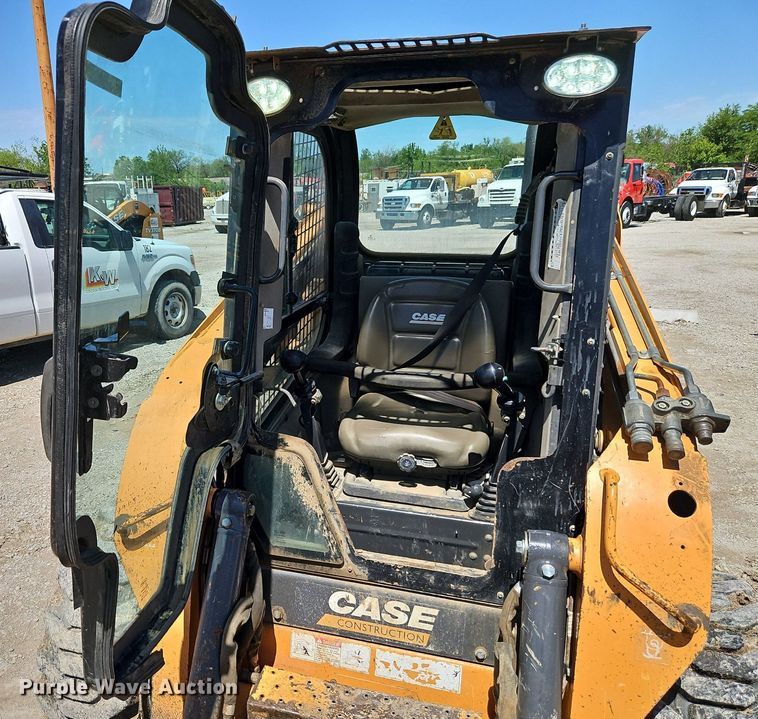2012 Case SR200 skid steer loader in Olathe, KS | Item EI3807 sold ...