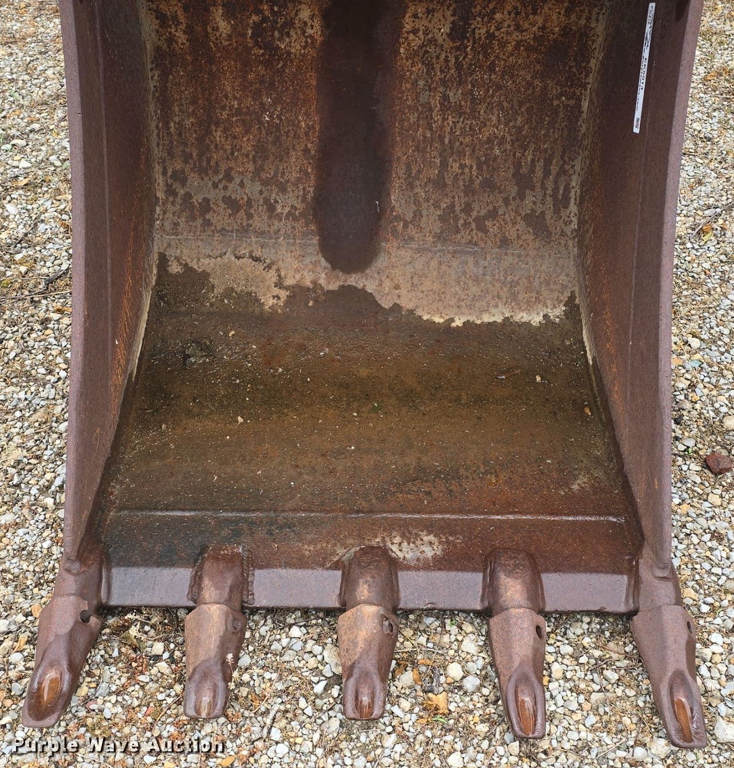 (3) Caterpillar buckets in Topeka, KS | Item EK5914 for sale | Purple Wave