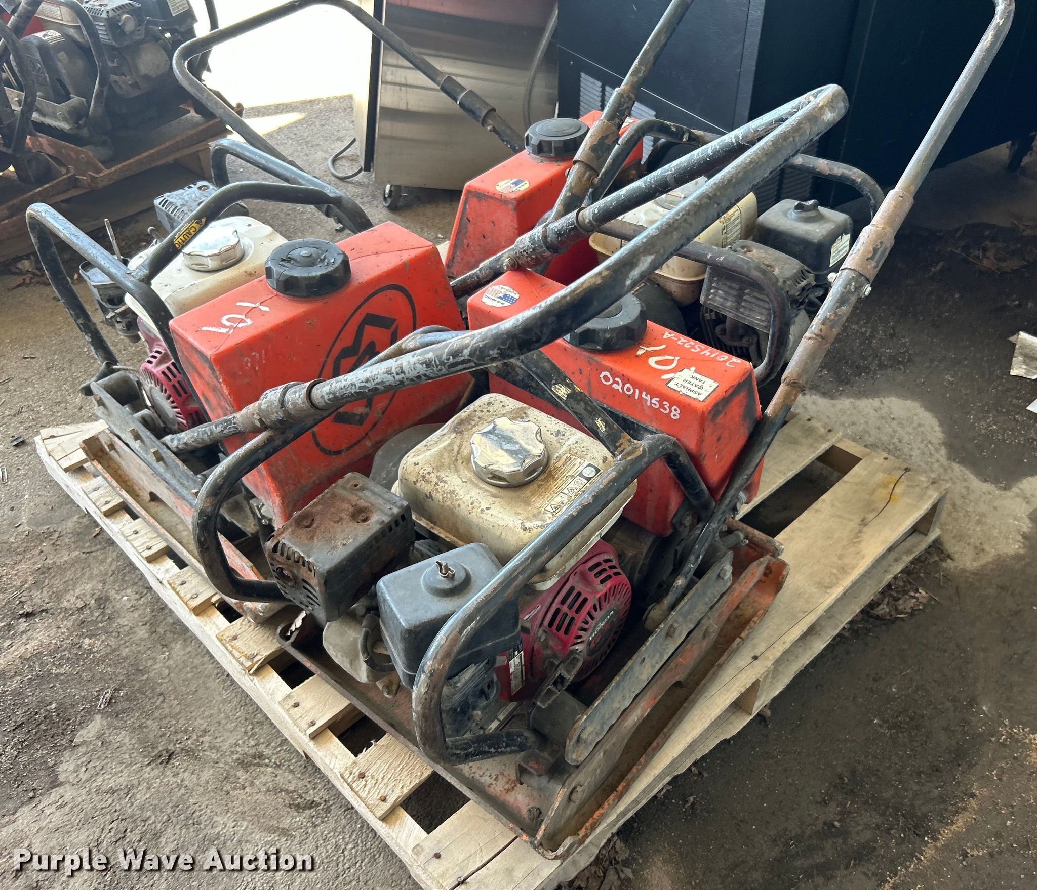 (3) MBW plate compactors in Tulsa, OK | Item EG0382 sold | Purple Wave