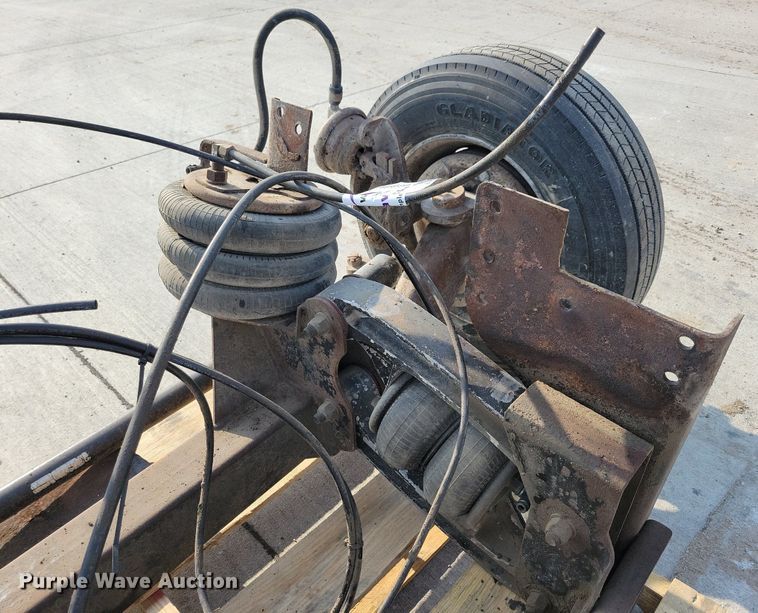 Hendrickson lift axle in Granger, IA | Item DG0599 sold | Purple Wave