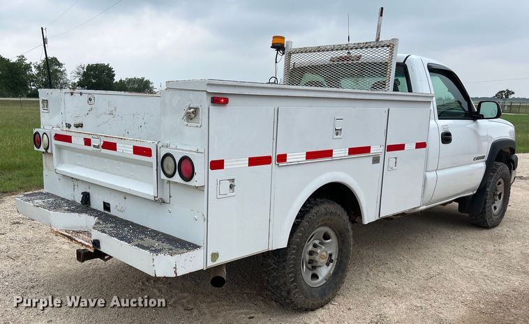 2004 Chevrolet Silverado 2500HD utility bed pickup truck in San Marcos ...