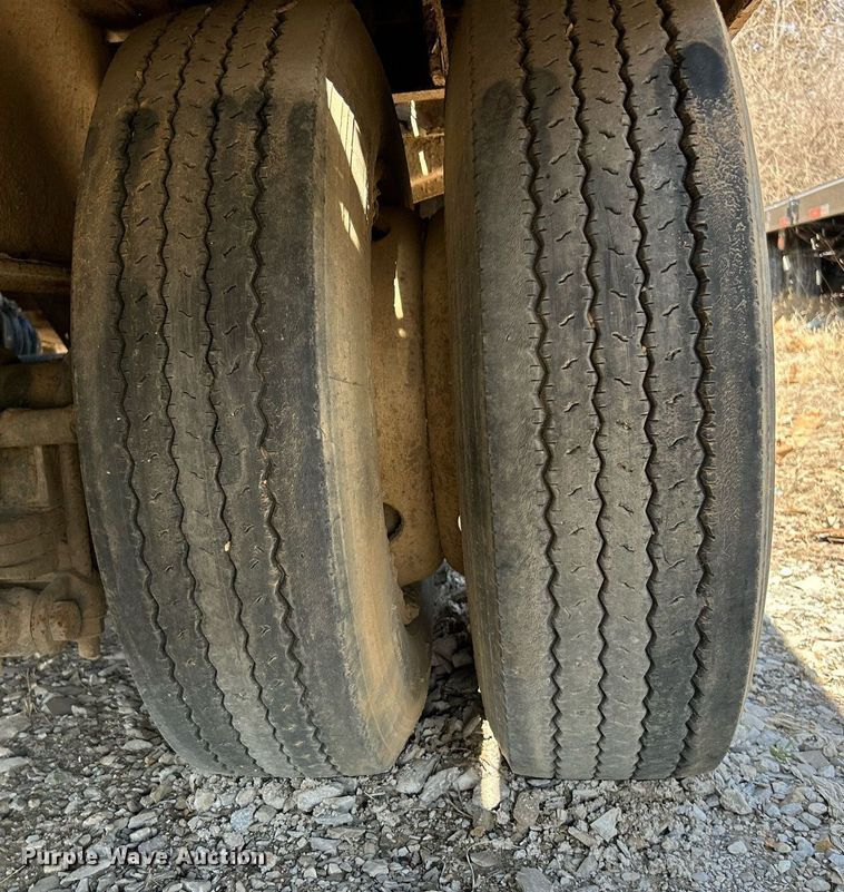 2013 Felling FT-40-2 TA tilt deck equipment trailer in St. Louis, MO ...