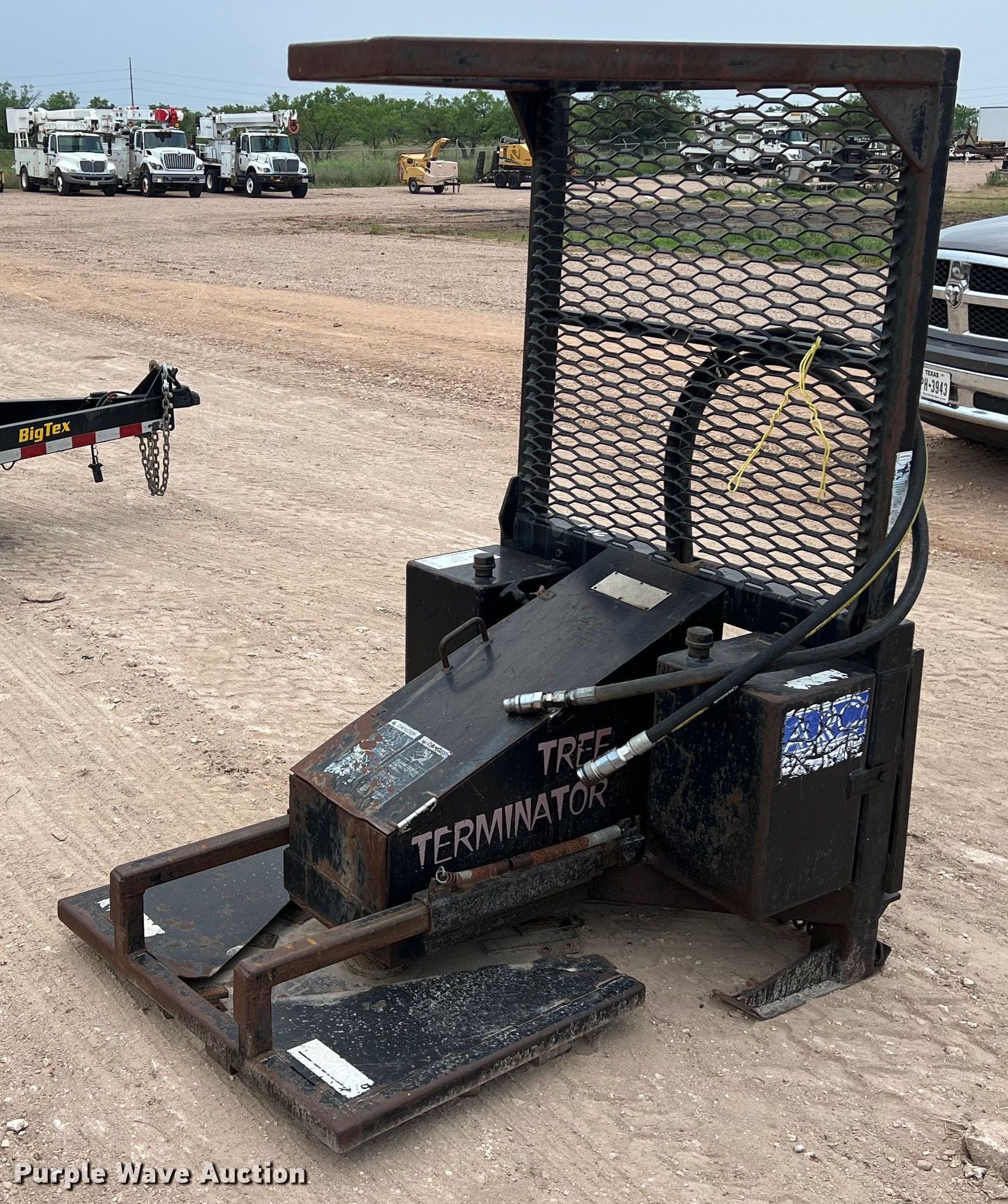 Tree Terminator skid steer tree saw in Abilene, TX | Item DS3103 for ...