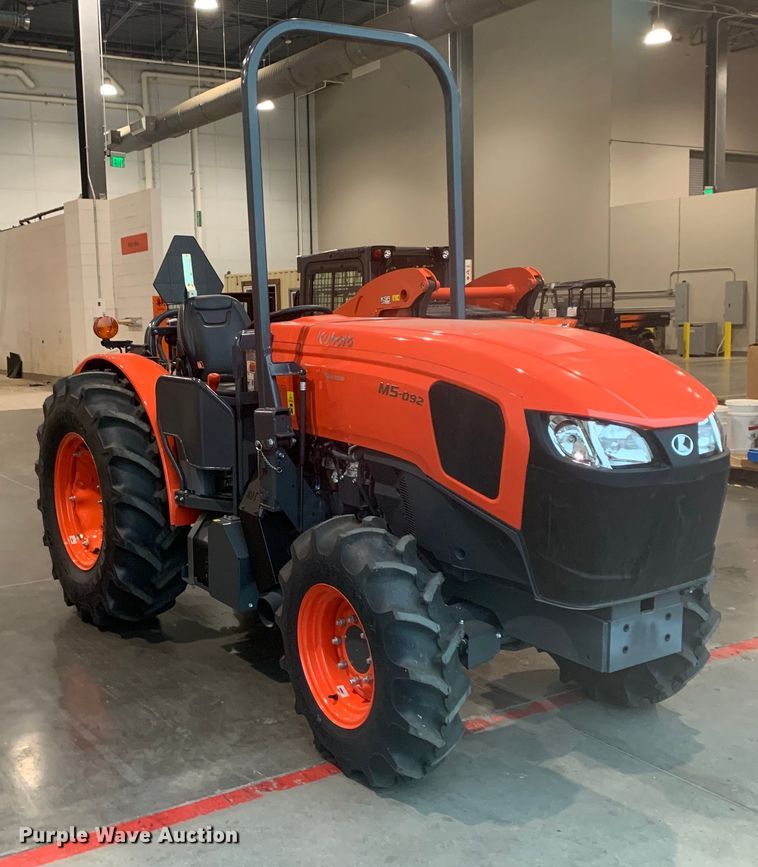 2022 Kubota M5-092 Narrow MFWD tractor in Grapevine, TX | Item JT9874 ...