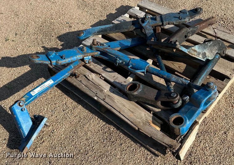 Ford three point hitch assembly in Kinsley, KS | Item OI9245 sold ...