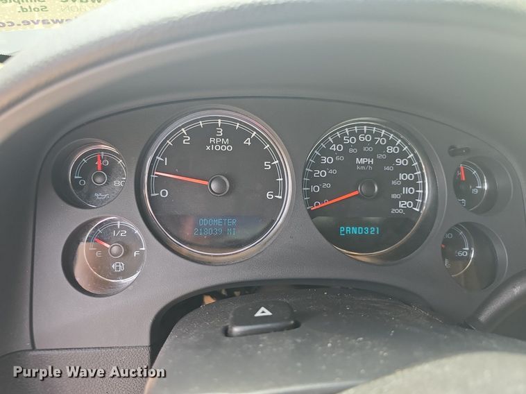 2008 Chevrolet Suburban LTZ SUV in Junction City, KS | Item DM1670 for ...