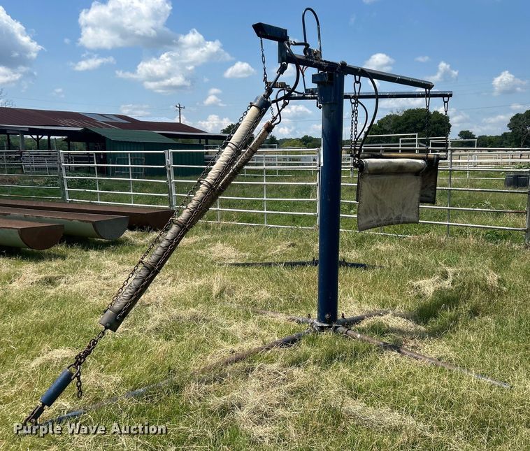 (2) Lewis cattle oilers in Muskogee, OK | Item DO6532 for sale | Purple ...