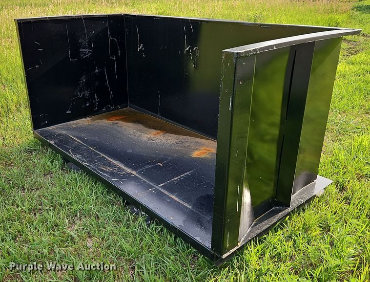 Telehandler basket in Pleasant Hill, MO | Item DR8671 sold | Purple Wave