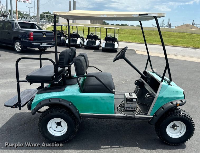 2000 Club Car DS Electric golf cart in Marshall, MO | Item EH6959 sold ...